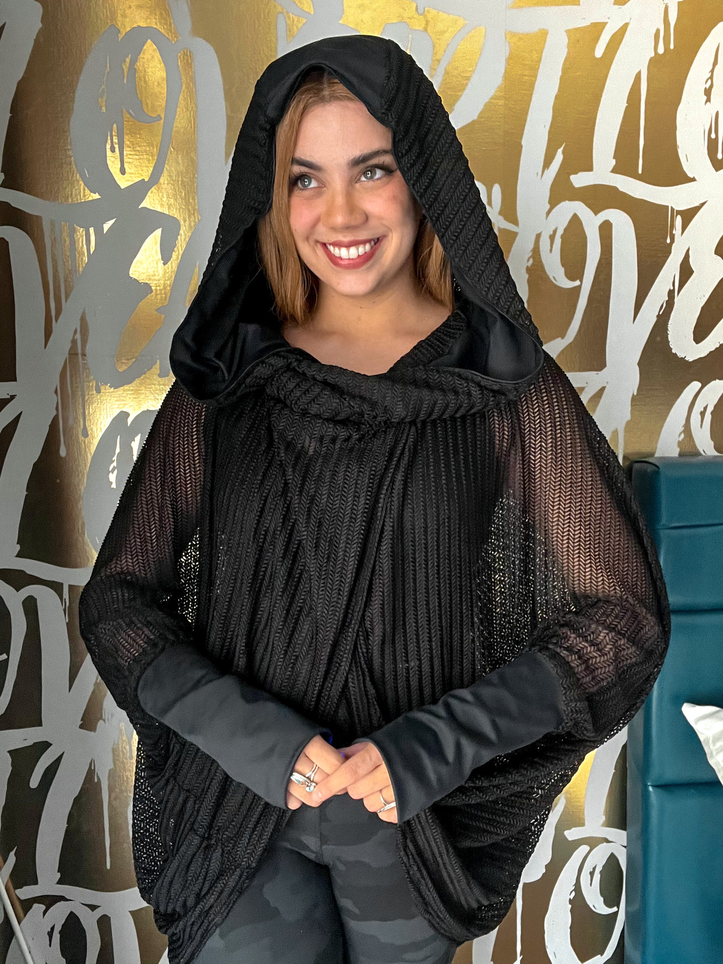 Wolf Mesh Wrap– HANDS OF HARLOW